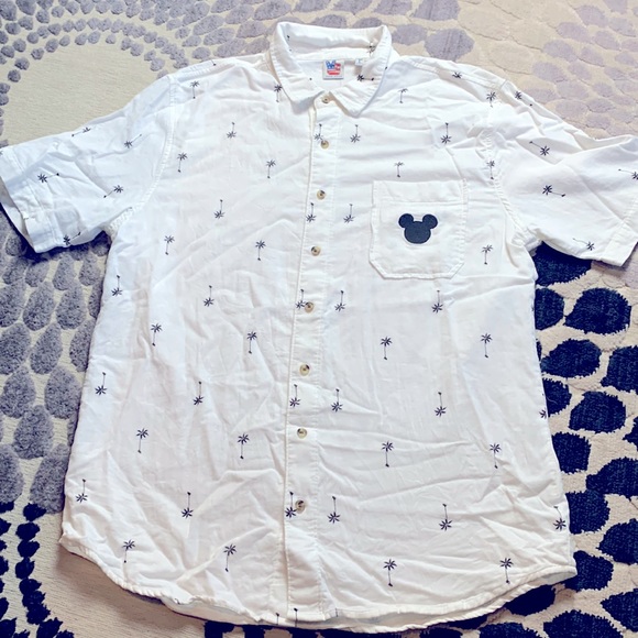 Disney | Shirts | Junk Food Disney Mickey White Hawaiian Button Down ...